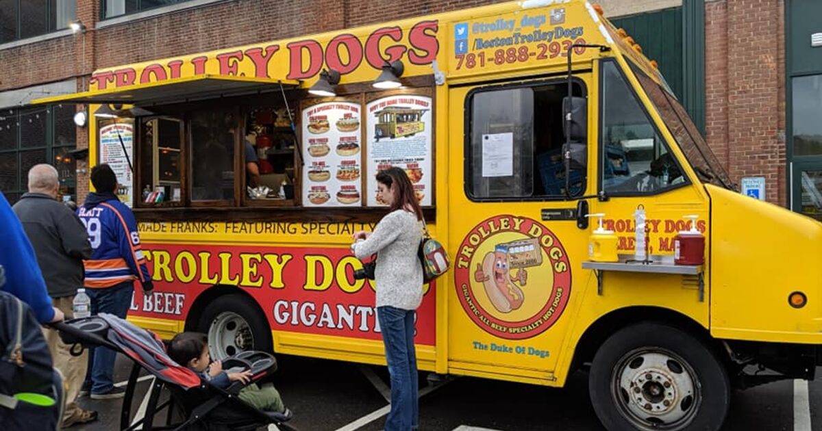 Trolley Dogs Food Truck - The Pinehills