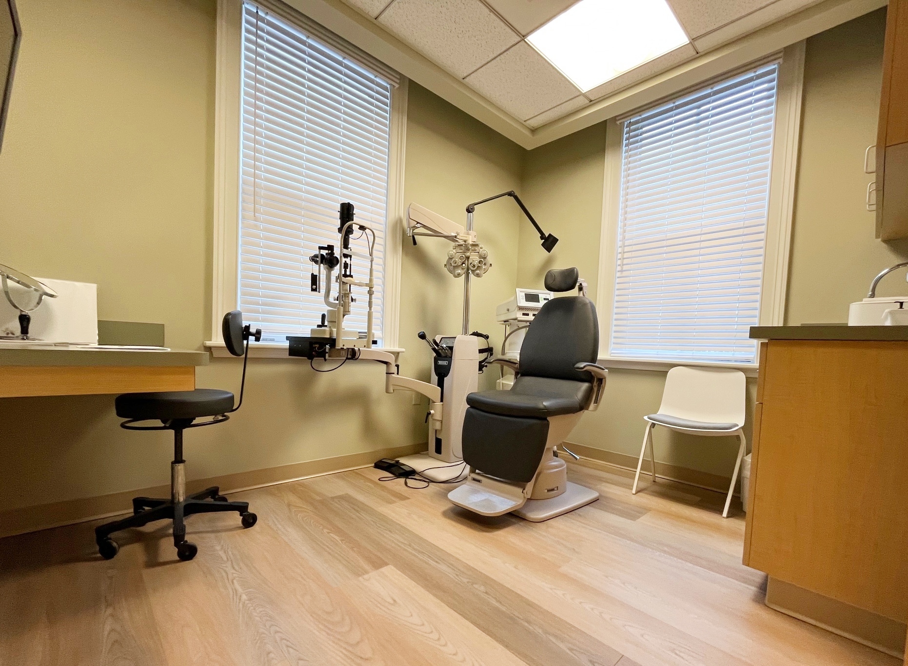 The Eye Center - The Pinehills